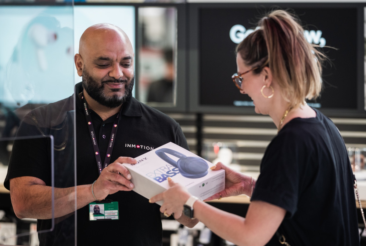 InMotion - WHSmith Careers